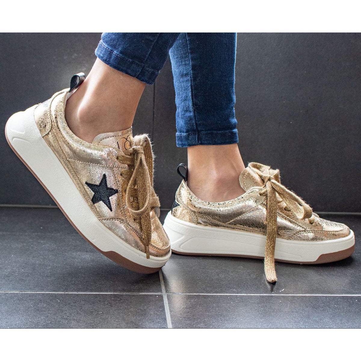 Tenis Trooper Gold – Lola Relola Colombia